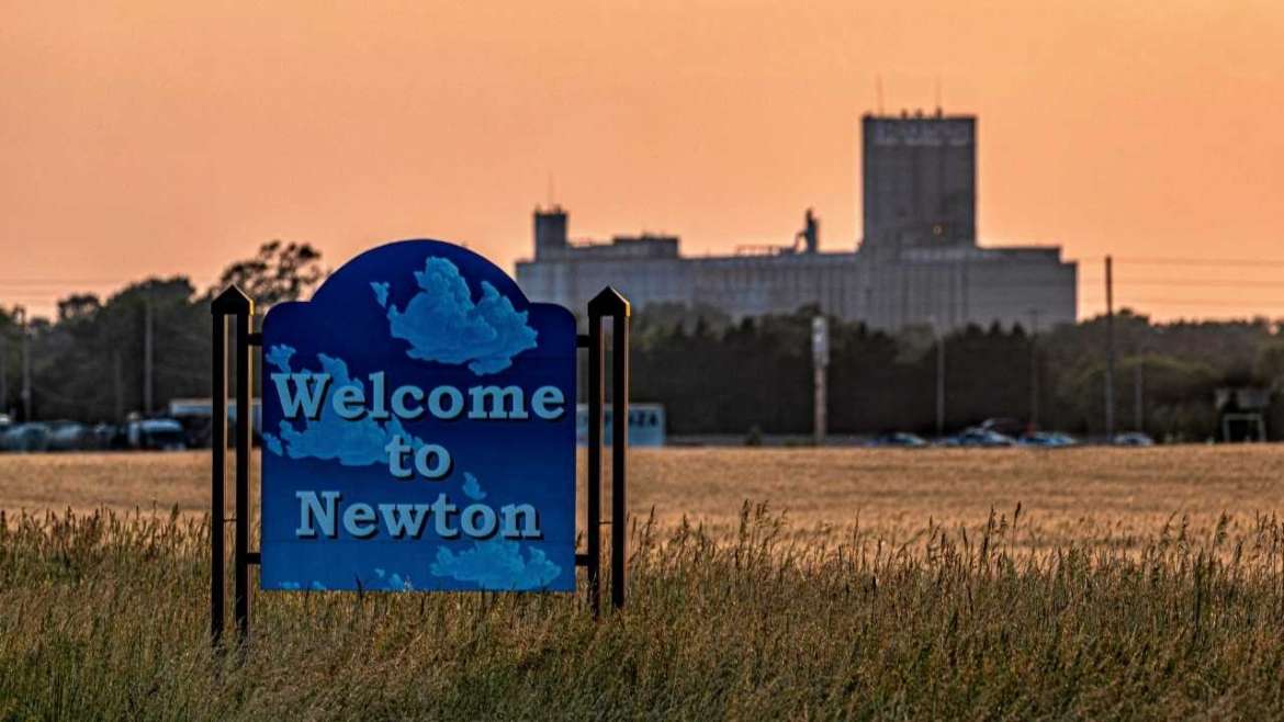 Community - Meridian Center - Newton, KS